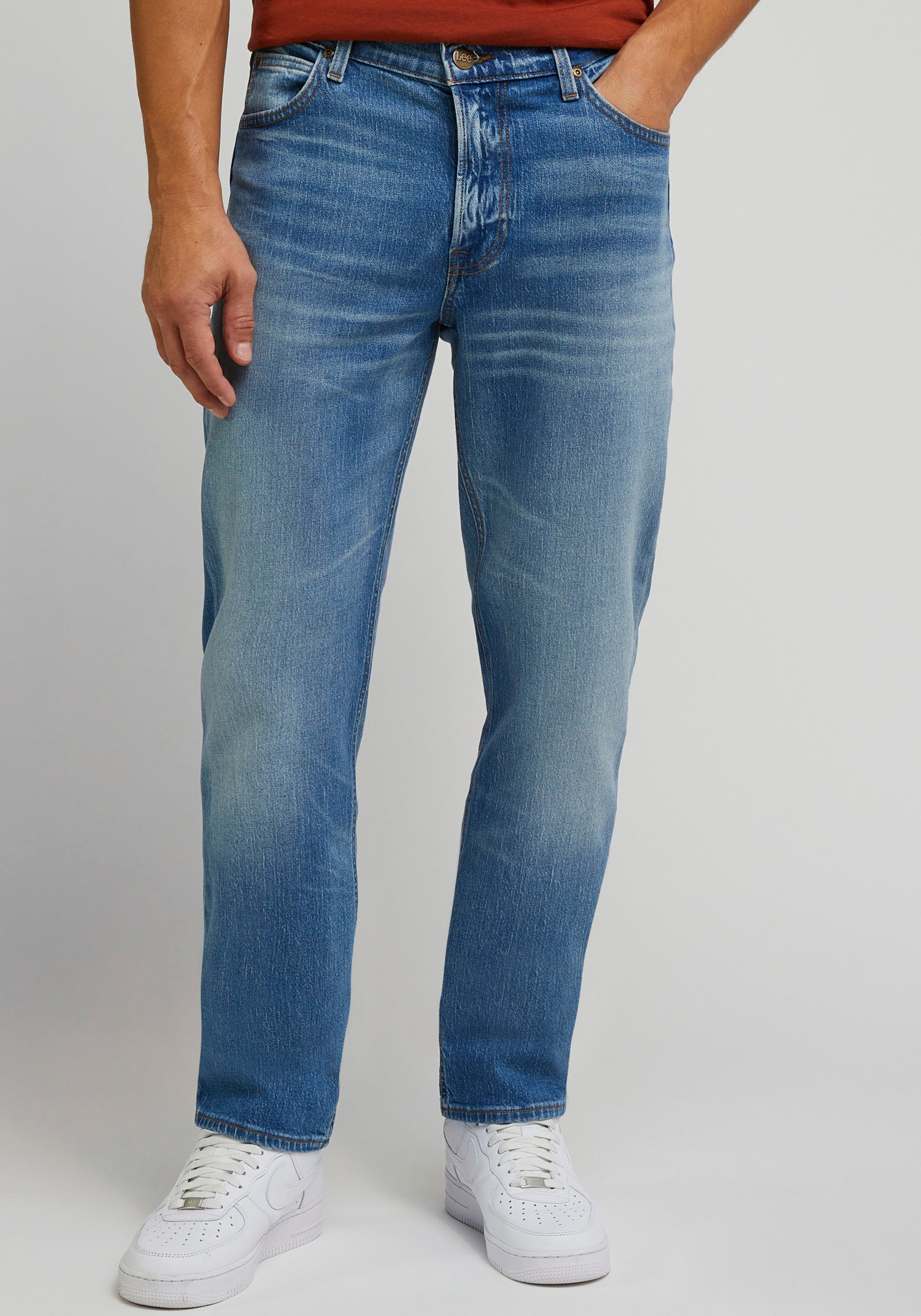 Jeans west online store