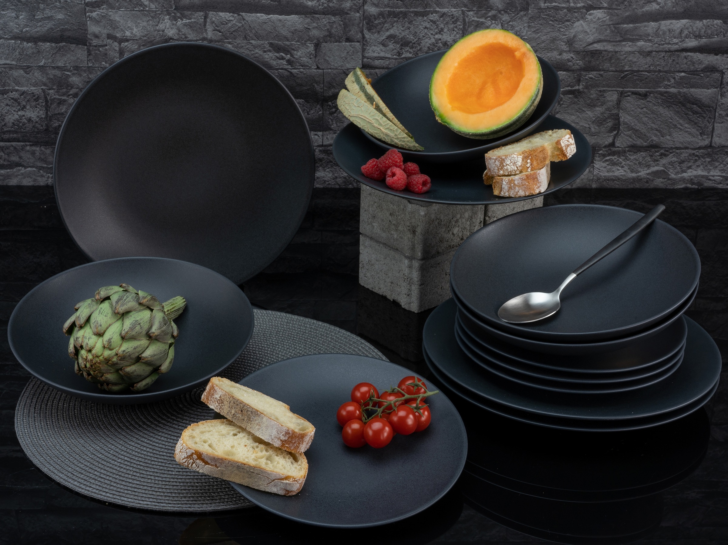 Creatable Tafelservice Geschirr Set Soft Touch Black Set 12 Tlg
